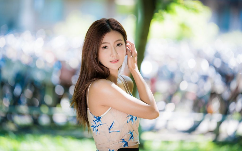 Dating Indonesian Women: A Comprehensive Guide